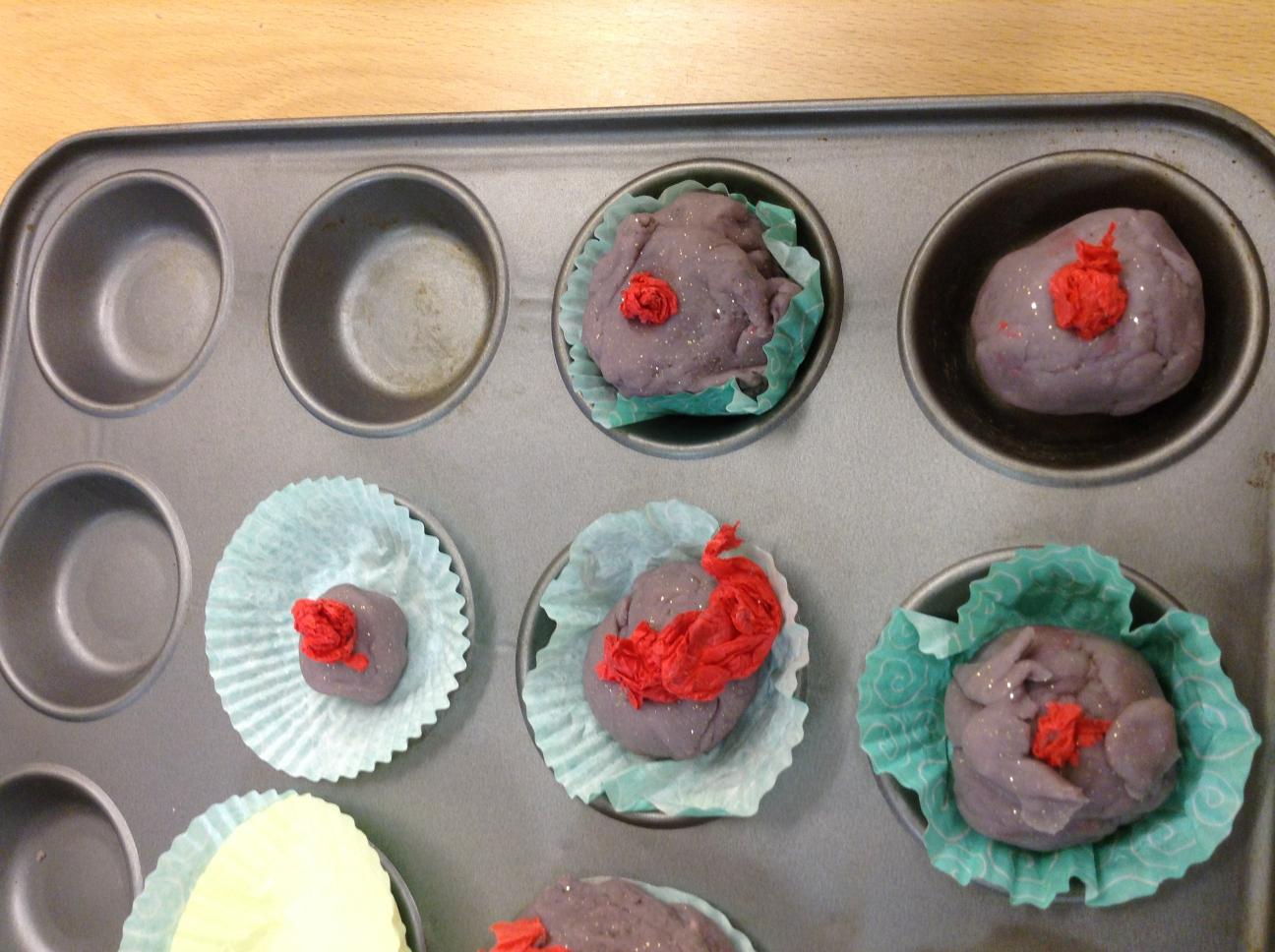 F1 Five Currant Buns